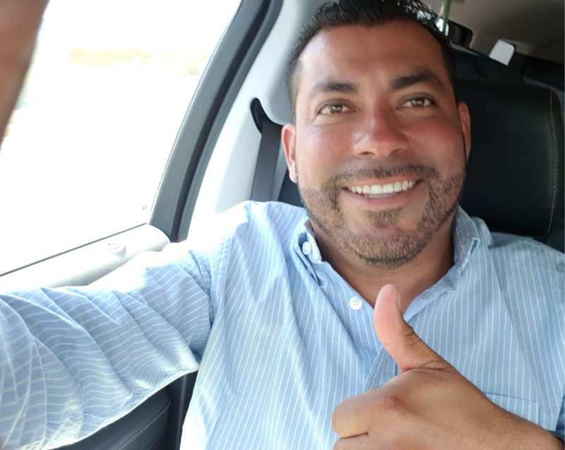 Rompe Iván Estrada con el PRI y con el PAN