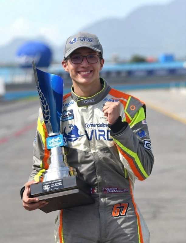 Andrik Dimayuga por una gran temporada en la Nascar México 2022