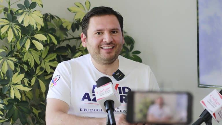 [VIDEO] Va David Azuara por más seguridad y salud para los potosinos ...