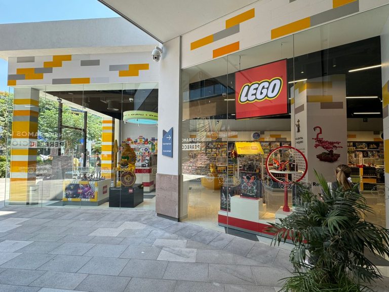 ¡Increíble! Lego abre su primer tienda en SLP - Código San Luis - Periódico en línea